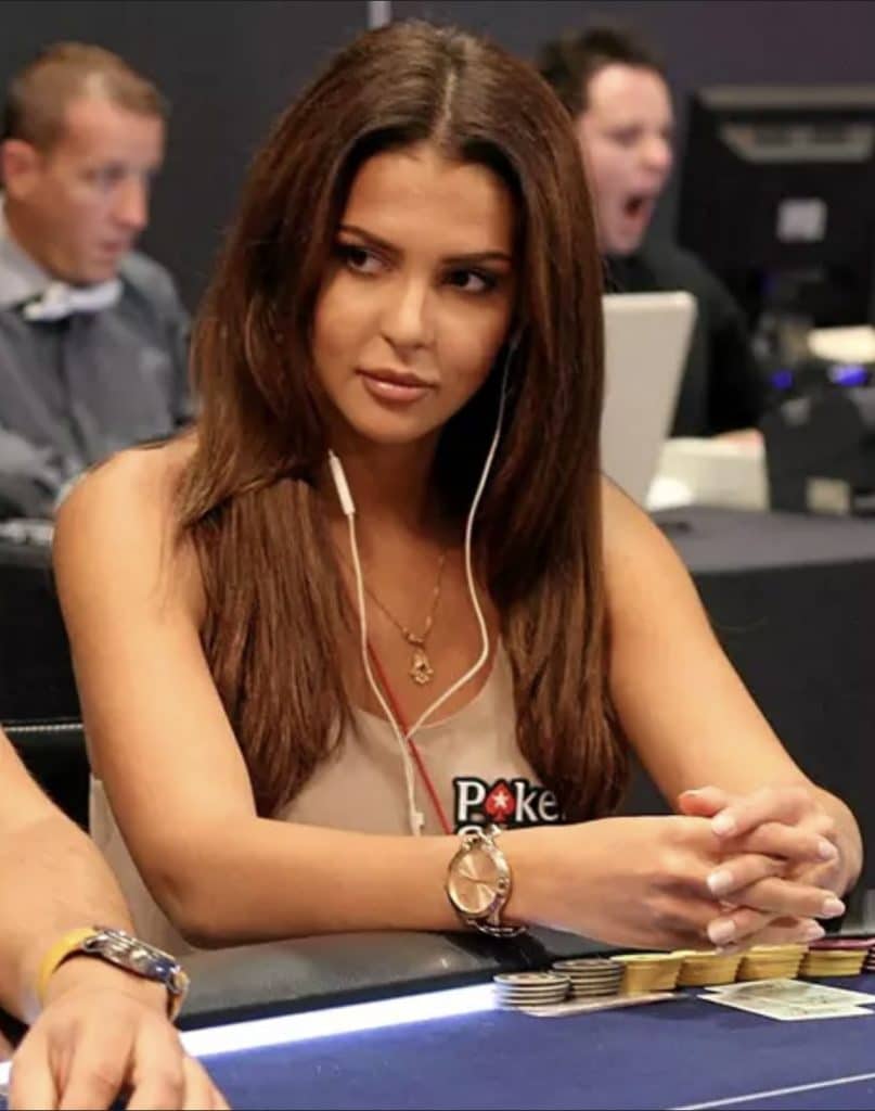 Suomen tunnetuimmat naispokerinpelaajat - nettipokeri.com